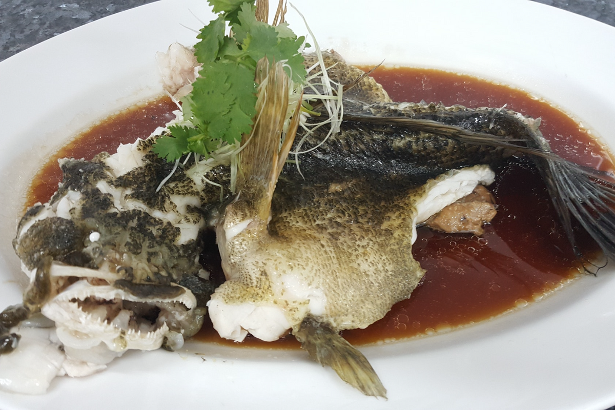 Hong Kong Style Steamed Soon Hock Fish with Light Soya Sauce 港式蒸笋壳魚 ...